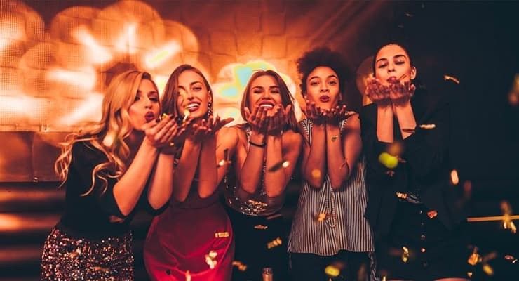 10 Best Ladies Nights in Dubai to Enjoy With Your Girlfriends